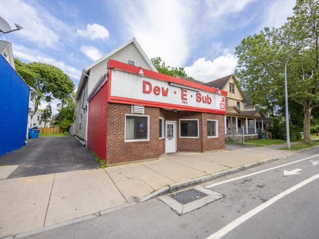 740 Dewey Avenue