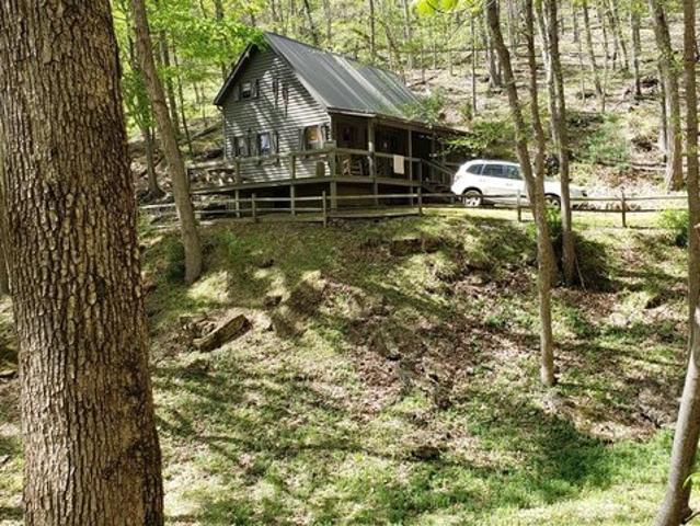 740 Deer Crossing Trl, Franklin, WV 26807
