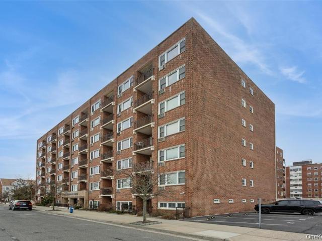 740 E Broadway 3E