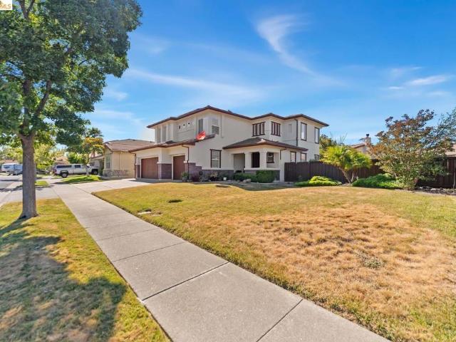740 Emerald Hills CIR