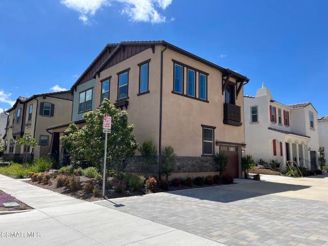 740 Edward Scholle Drive