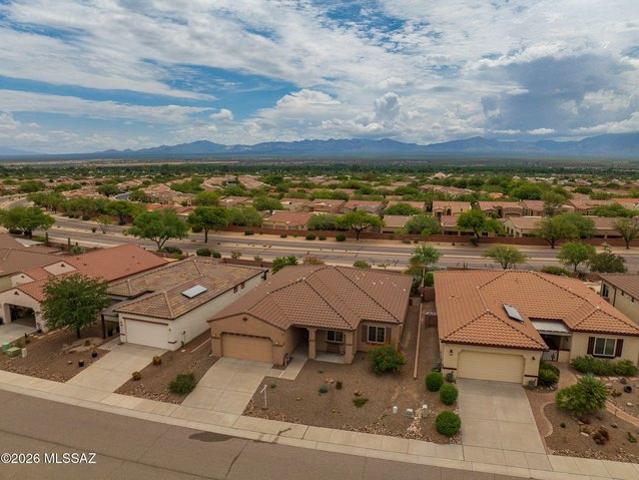 740 N Observation Trl, Green Valley, AZ 85614