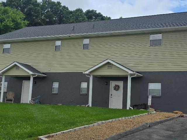740 Sunnyside Road 2