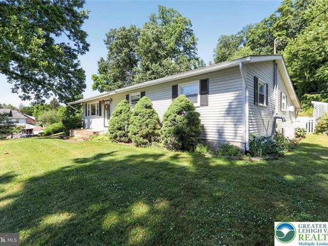 740 Public Rd, Bethlehem, PA 18015