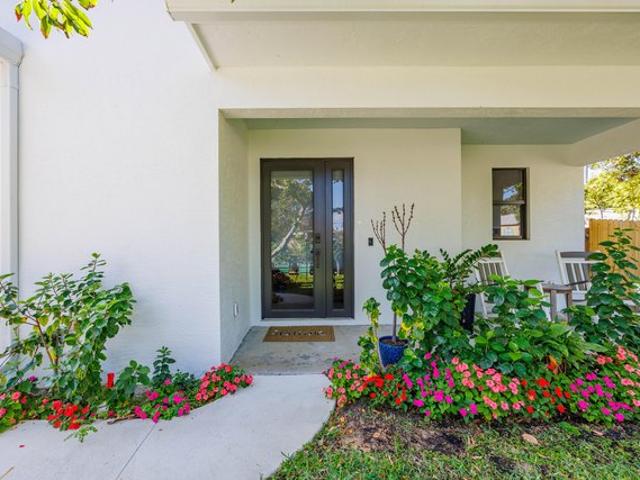 740 Winters St, West Palm Beach, FL 33405