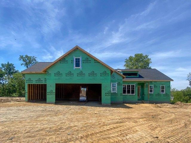 7414 Black Brook Dr, Zeeland, MI 49464