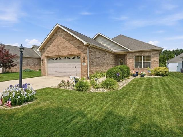 7414 E 103rd Dr, Crown Point, IN 46307