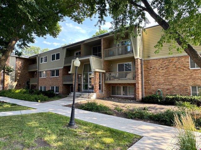 7414 W 22nd St Apt 306, Saint Louis Park, MN 55426