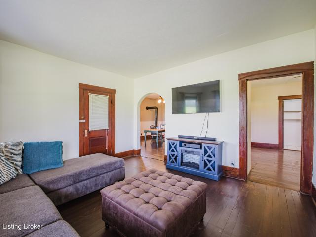 7415 Old Hwy 337 SE