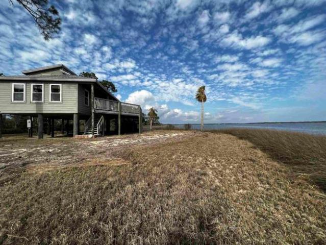 7415 Austin Dr, Milton, FL 32583