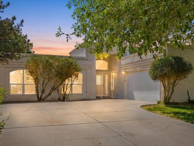 7415 Coachman St NE, Albuquerque, NM 87109
