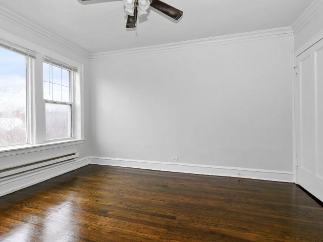 7415 17 S. Colfax Avenue 2 Bedroom Apartment for Rent at 7415 S Colfax Ave, Chicago, IL 60649 South Shore