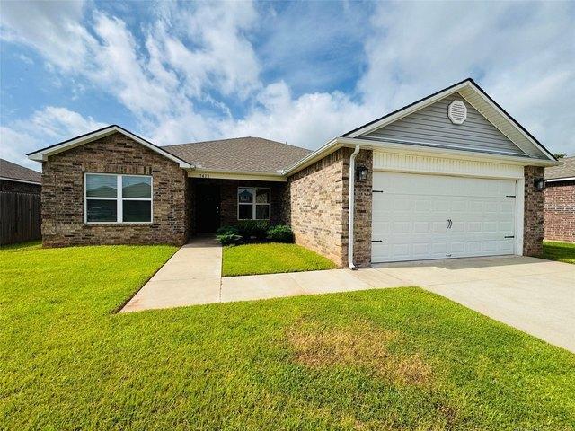 7418 E 159th Pl S, Bixby, OK 74008