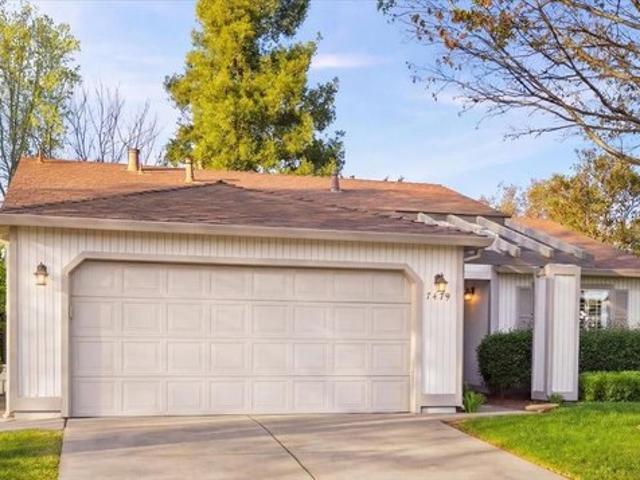 7419 Sunborough Ln, Sacramento, CA 95828