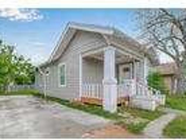 7410 Capitol Street Houston Texas 77011