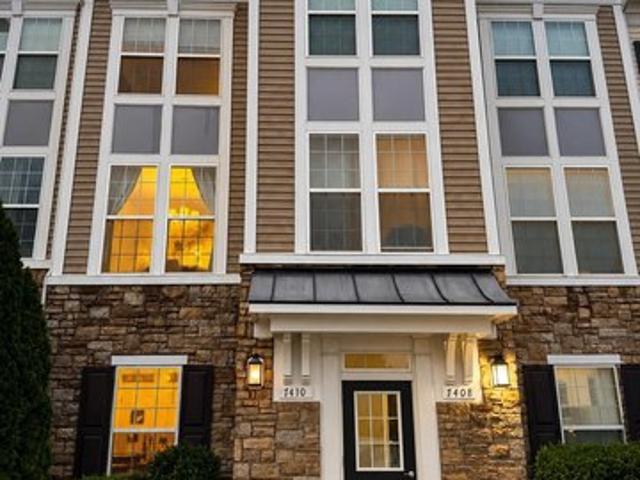 7410 Riding Meadow Way Unit 29, Manassas, VA 20111