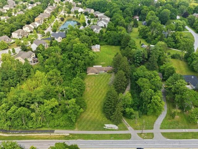 7410 Riverside Dr, Dublin, OH 43016