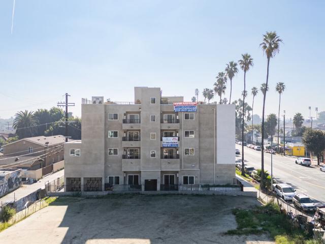 7410 S Avalon Blvd, Los Angeles, CA 90003 | MLS #26644 | Compass