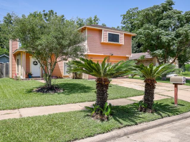 7410 Tetela Drive