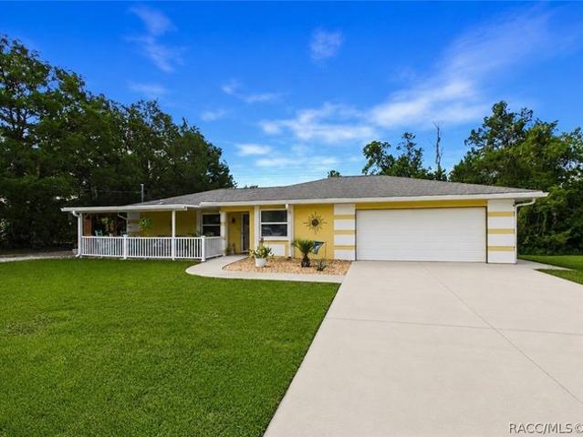 7410 W 7 Rivers Dr, Crystal River, FL 34429