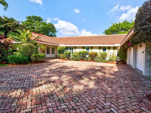 7411 Annapolis Ln, Parkland, FL 33067 | MLS #B26006 | Compass
