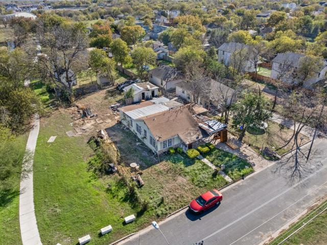 7411 Carver Ave, Austin, TX 78752 | MLS #4016 | Compass