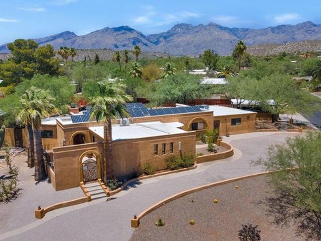 7411 E Calle Cabo, Tucson, AZ 85750