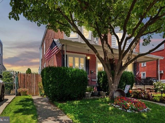 7412 Claridge St, Philadelphia, PA 19111