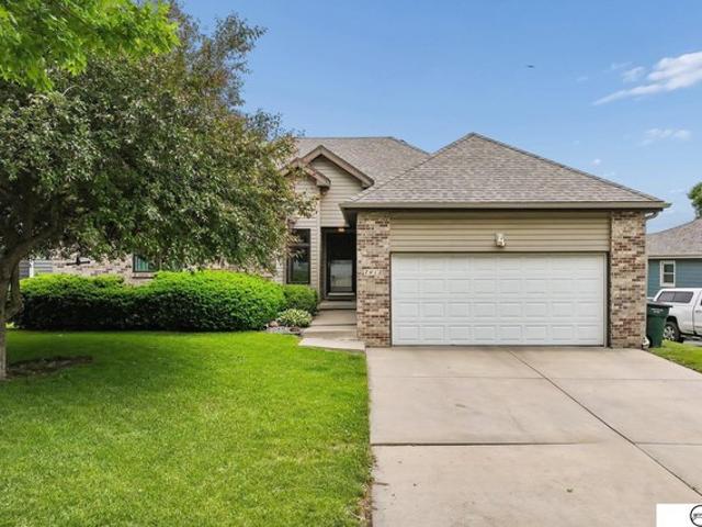 7412 Collister Rd, Lincoln, NE 68516