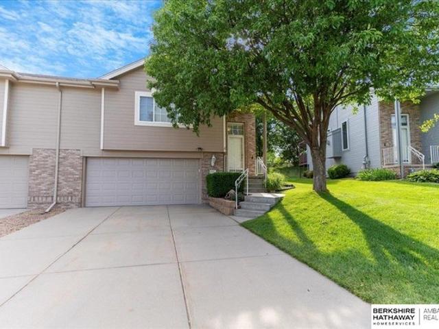 7412 S 174th St, Omaha, NE 68136