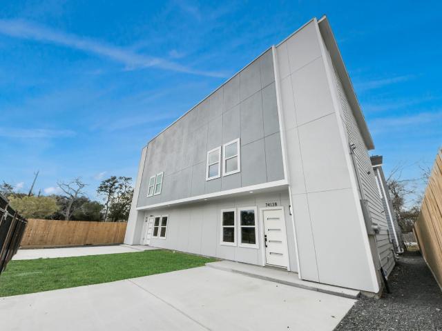7413 N Star St, Unit B, Houston, TX 77088 | MLS #84882