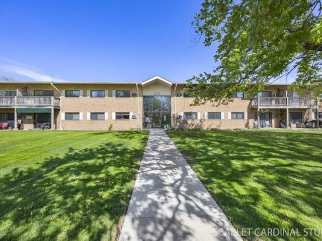 7413 Brookdale Dr Apt 208, Darien, IL 60561