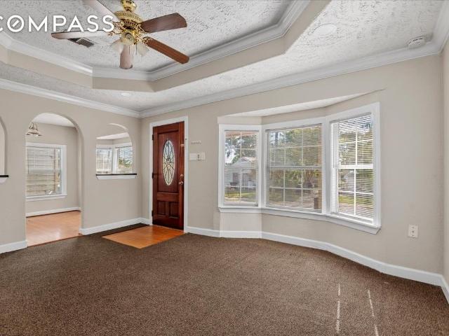 7413 Dallas St, Houston, TX