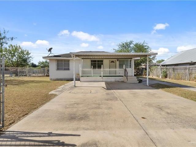 7413 Lakeview Dr, Mission, TX 78574