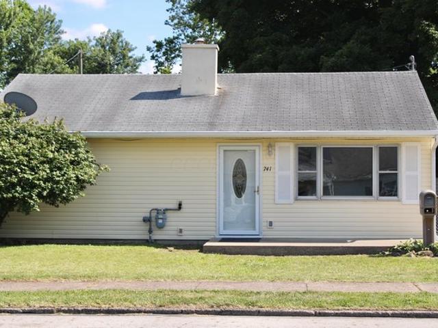 741 Cherokee Dr, Lancaster, OH 43130