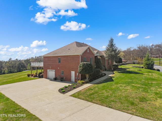 741 Cherokee Drive