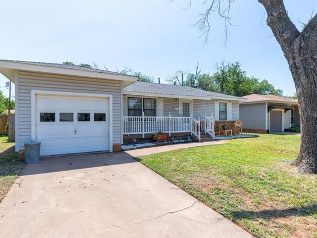 741 Briarwood St, Abilene, TX 79603