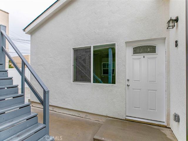 741 E Doran St, Unit B, Glendale, CA 91206 | MLS #GD26072 | Compass