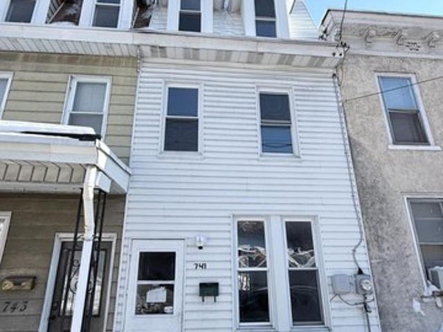741 E Norwegian St, Pottsville, PA 17901