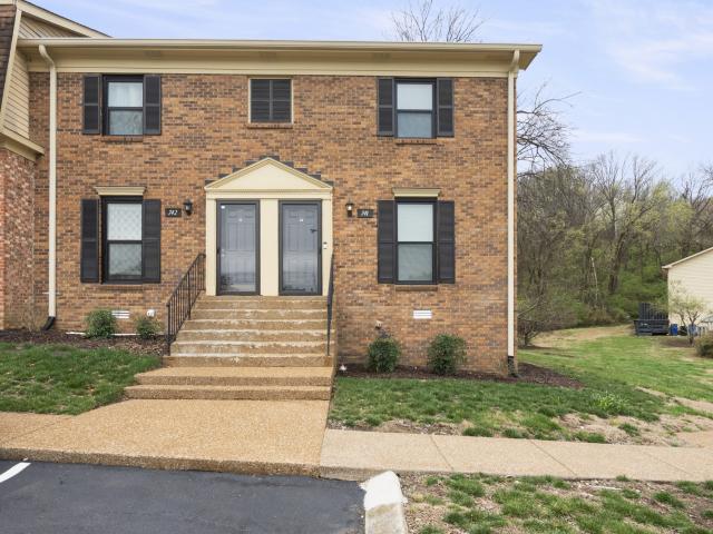 741 Fox Ridge Dr