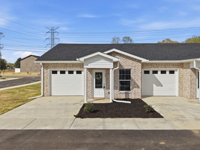 741 Kings Ln, Unit B7, Tullahoma, TN 37388 | MLS #3164 | Compass