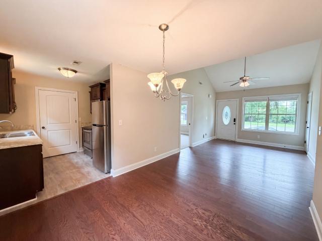 741 Inver Ln