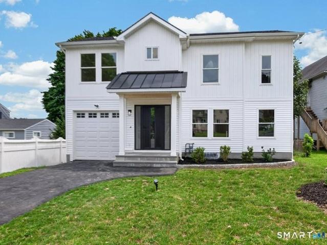 741 Old Stratfield Rd, Fairfield, CT 06825