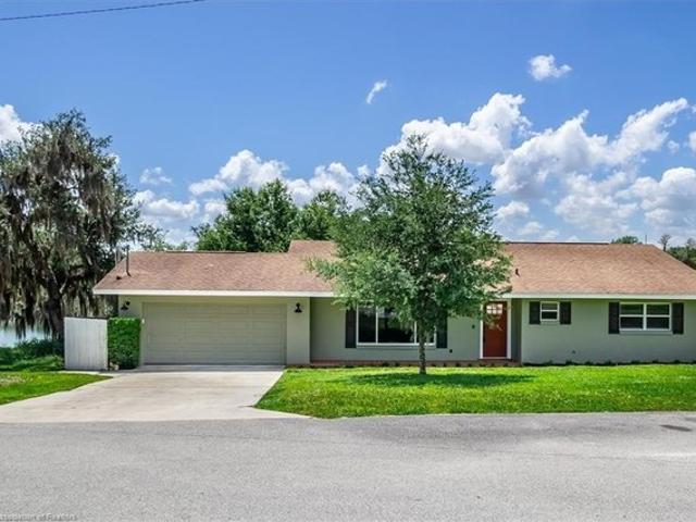 741 Lake Blue Dr, Lake Placid, FL 33852