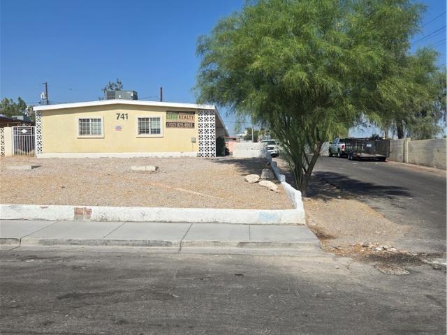 741 N 10th St, Unit 3, Las Vegas, NV 89101 | MLS #2802