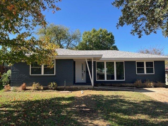 741 NW 14th St, Grand Prairie, TX 75050