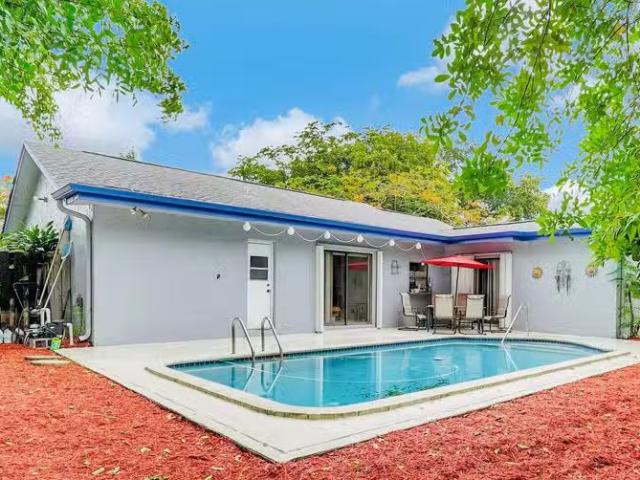 741 NW 84th Ave, Pembroke Pines, FL 33024 MLS RX 10998205