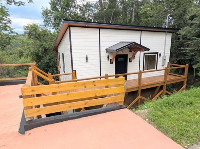 741 Ski View Ln, Sevierville, TN 37876