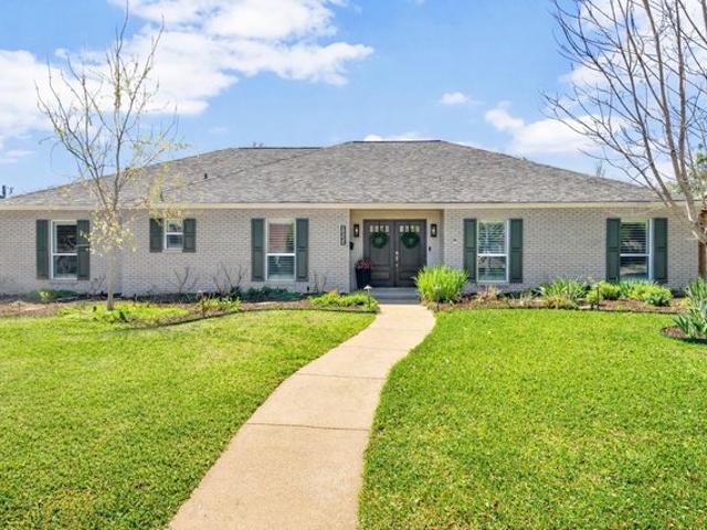 7424 Meadow Oaks Dr, Dallas, TX 75230
