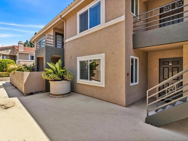 7425 Charmant Dr Unit 2901, San Diego, CA 92122